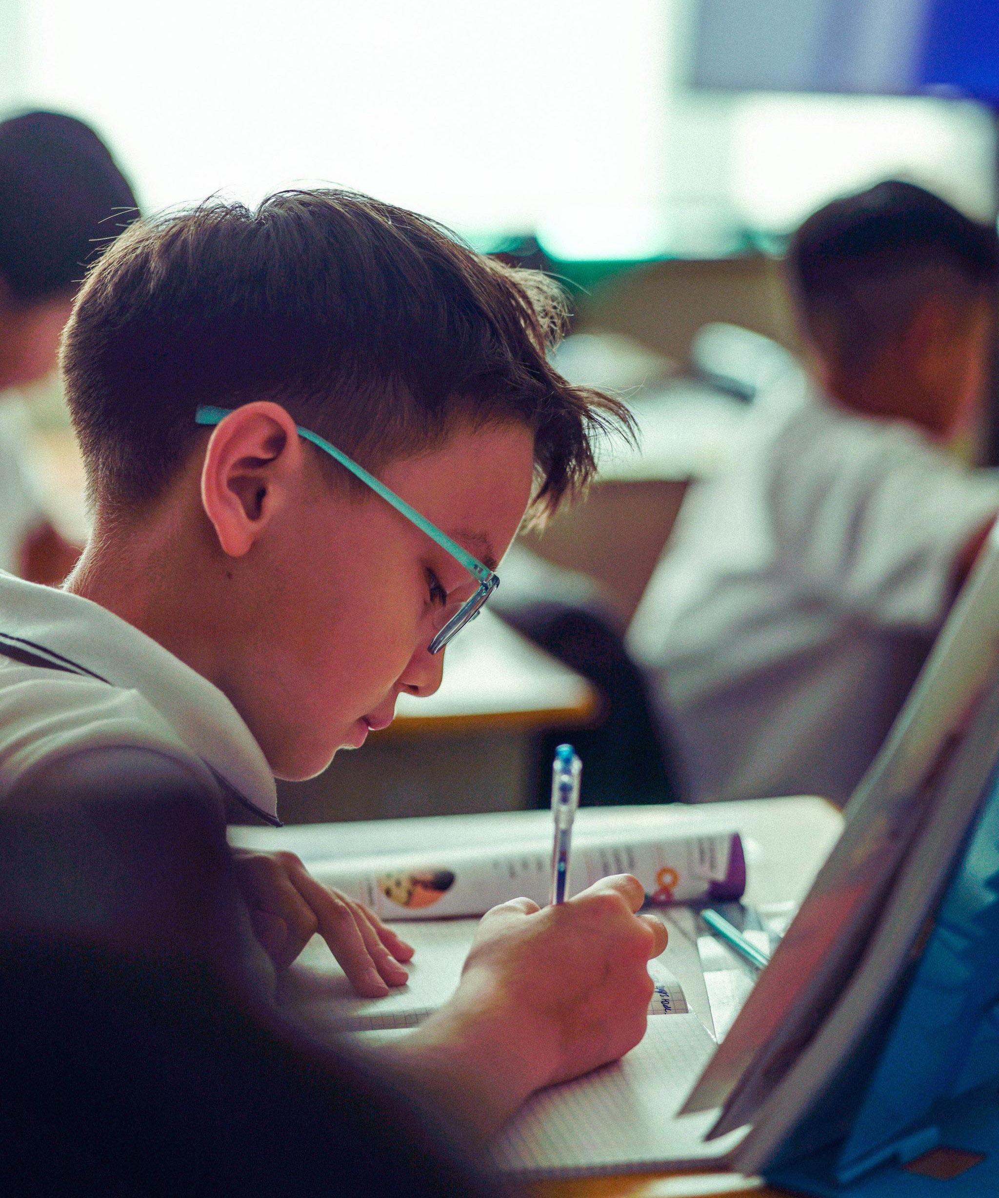 Олонлог Эгзэ сургууль